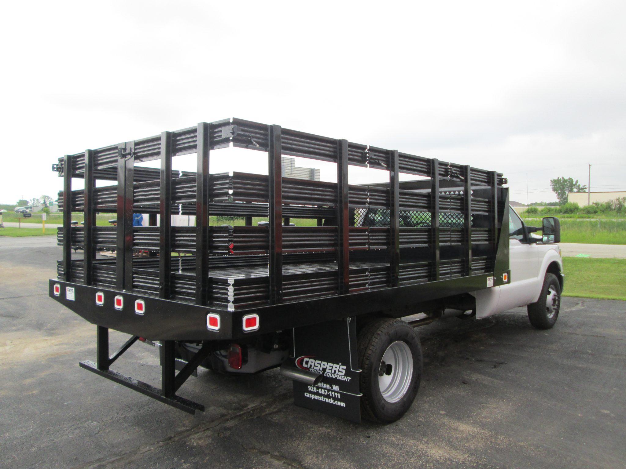 Dump Trucks – Caspers Truck Equipment